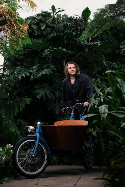 Emil Jensen tar cykeln på sommarturnén - Nöjesnytt Helsingborg